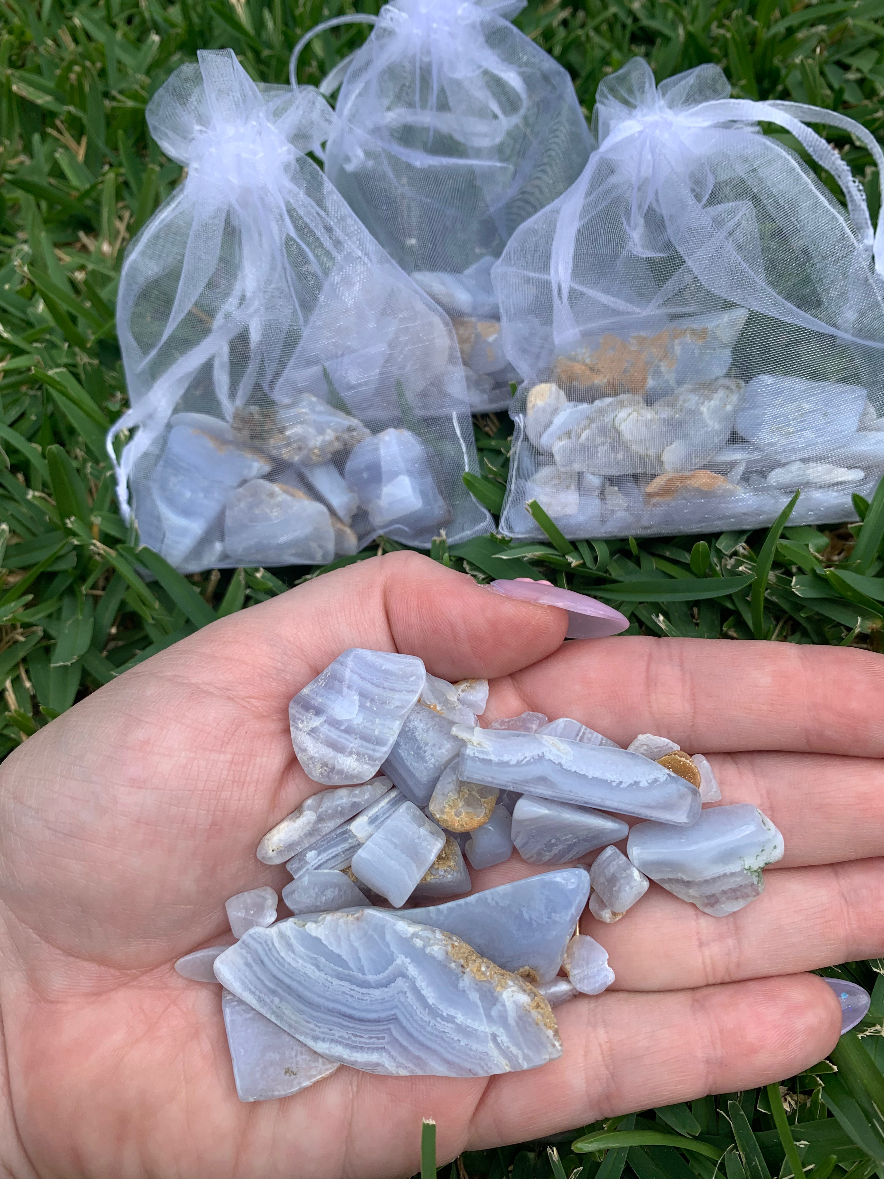 Blue Lace Agate Chips – EnokiCrystals